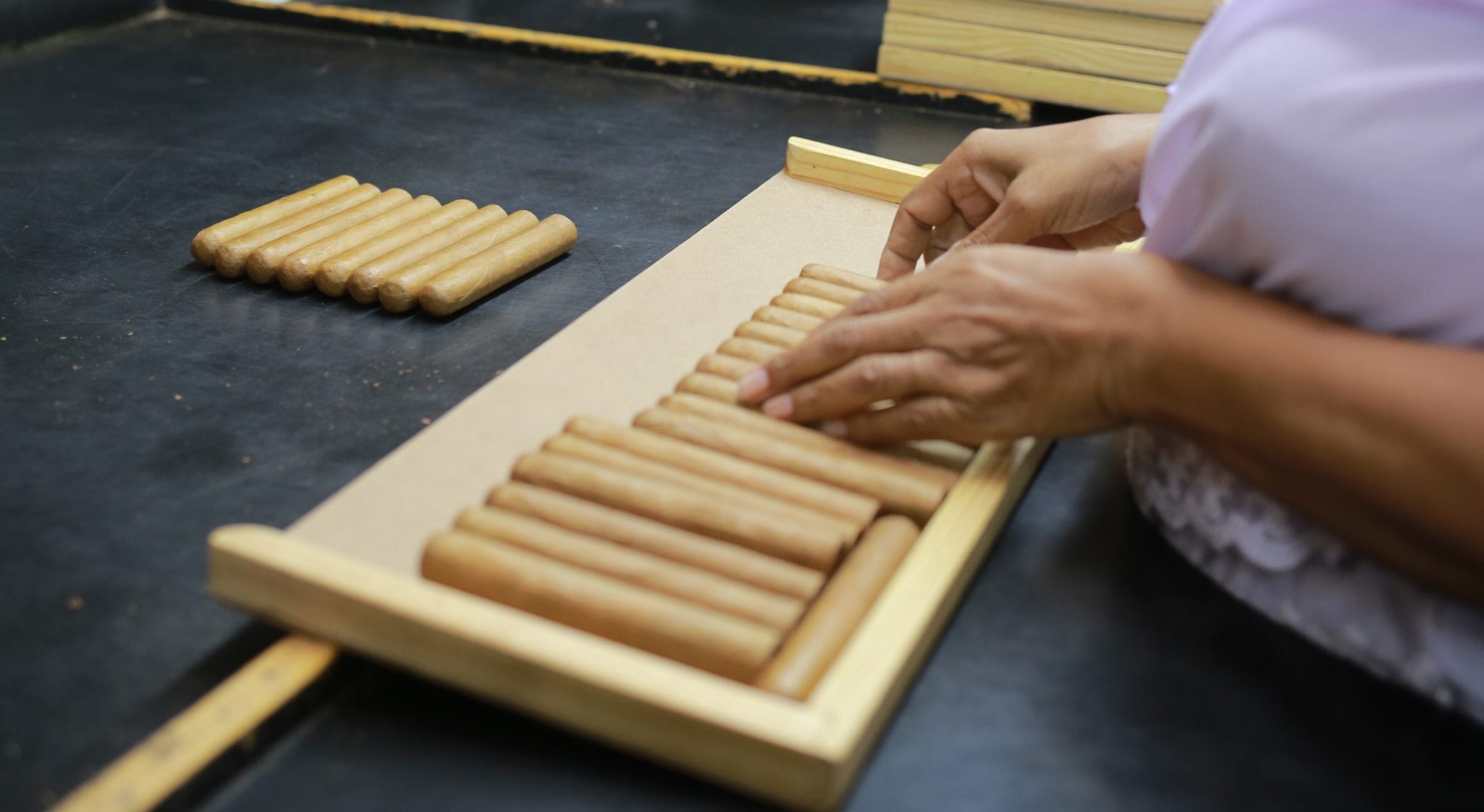 How to Choose a Cigar: An Expert Guide to Size, Strength & Flavor