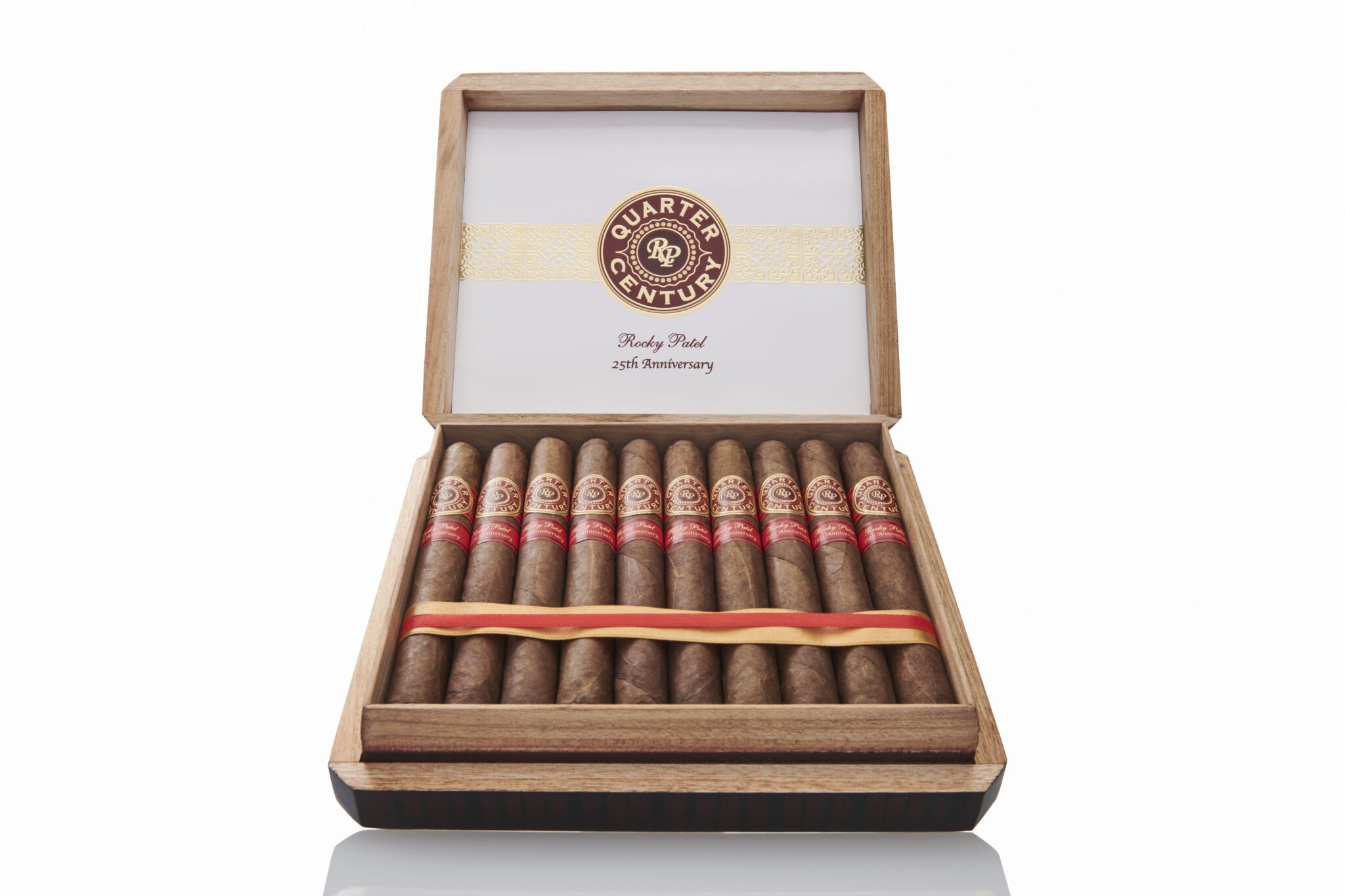 Quesada 40th Anniversary Toro Cigars | Cigar Country