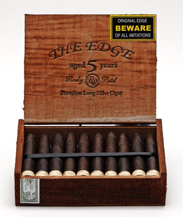 Factory Smoke Maduro Robusto by Drew Estate Cigars