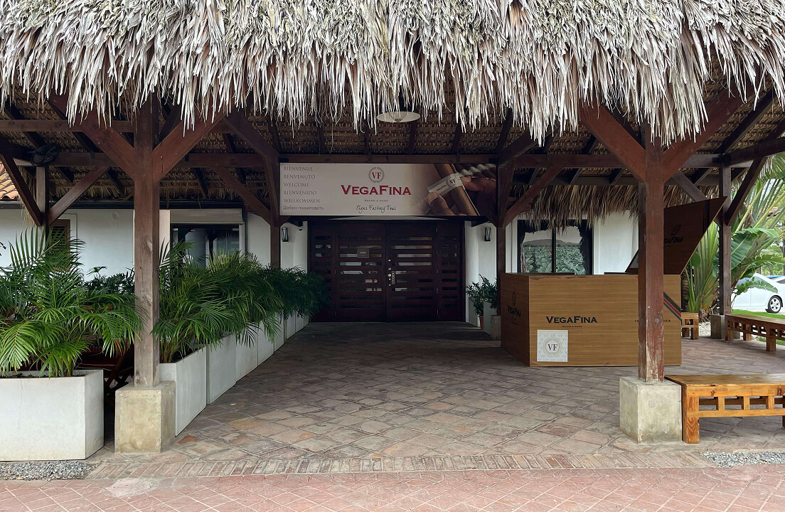 Retail Stores - Cigar Country